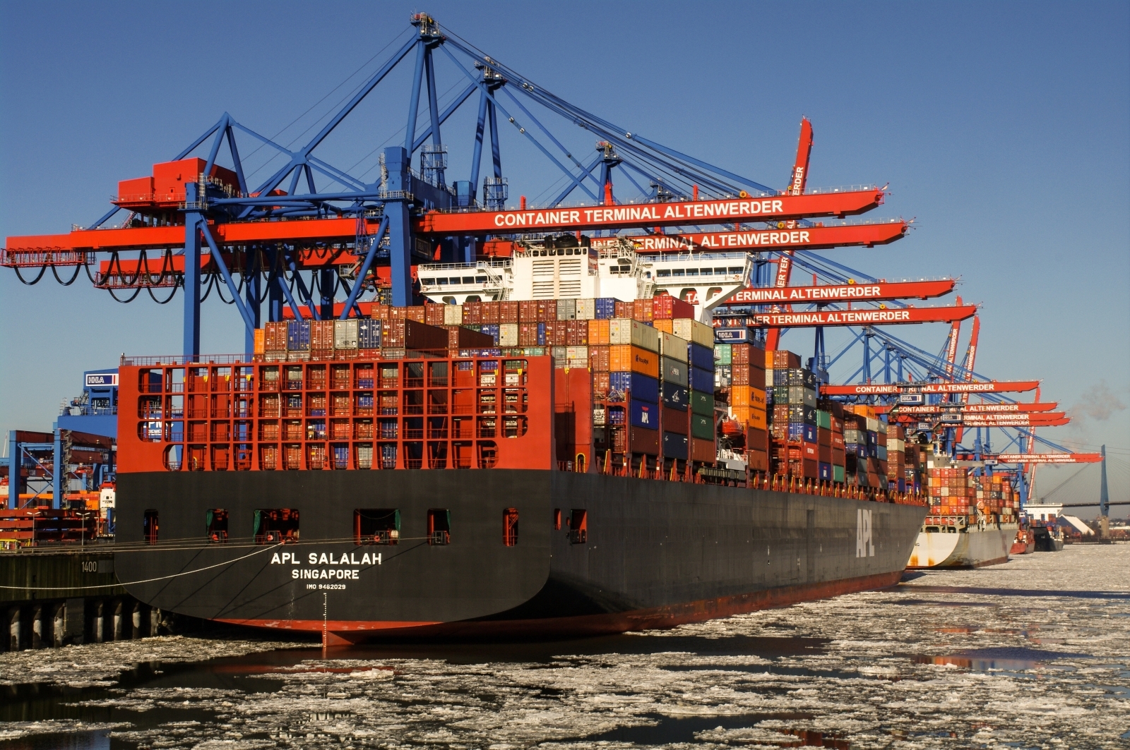 Dịch vụ vận chuyển đường biển kana Express